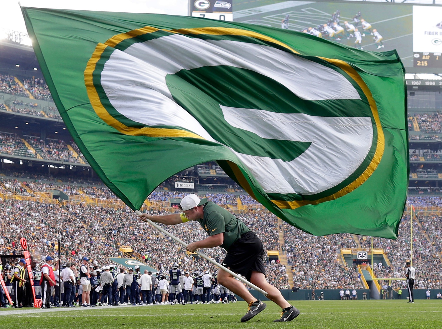 Positional Previews following 53 man cutdowns